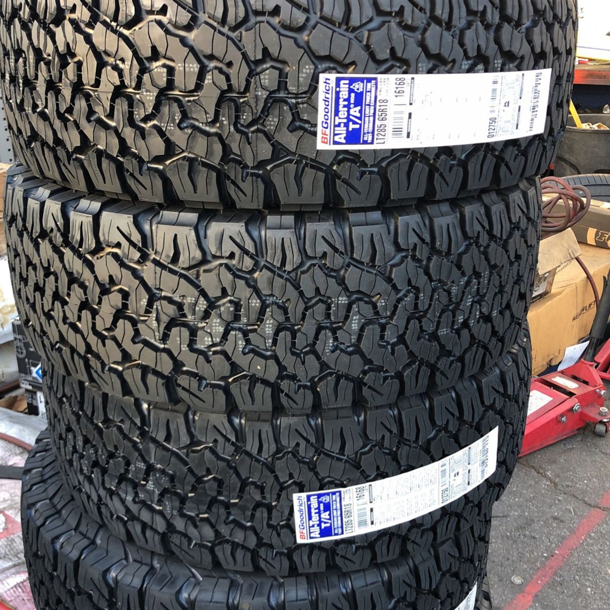 Lốp địa hình 285/65R18 BF Goodrich KO2